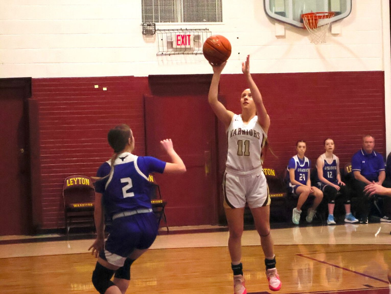 Benish Passes 2,000 Points for Lady Warriors